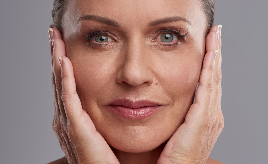 Nasolabile furer er de furer der går fra næse til mund.